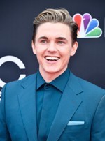 Jesse McCartney :: Disney-channel-stars8
